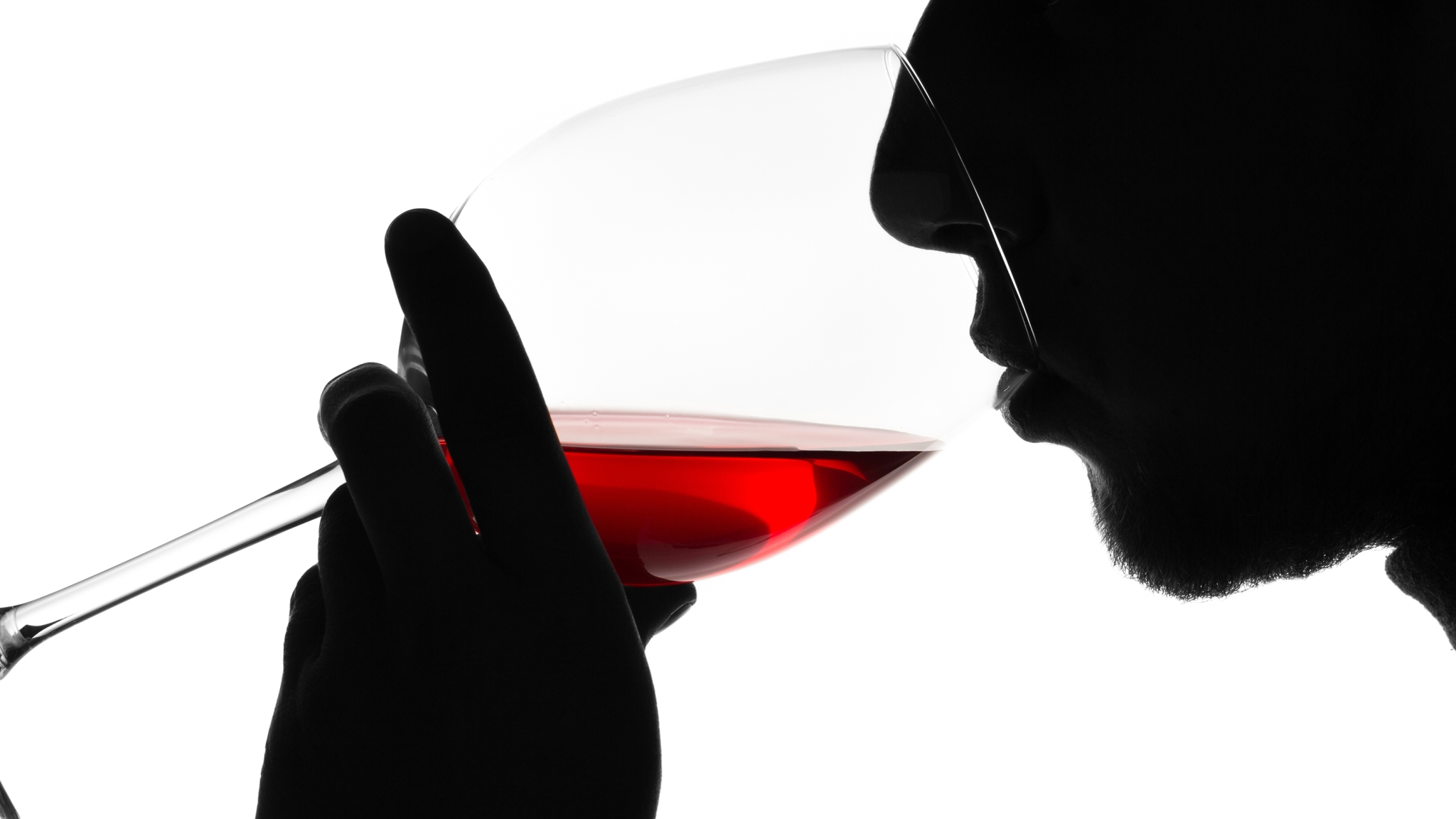 How to Prevent “Wine Teeth” This Holiday | Rutgers Health